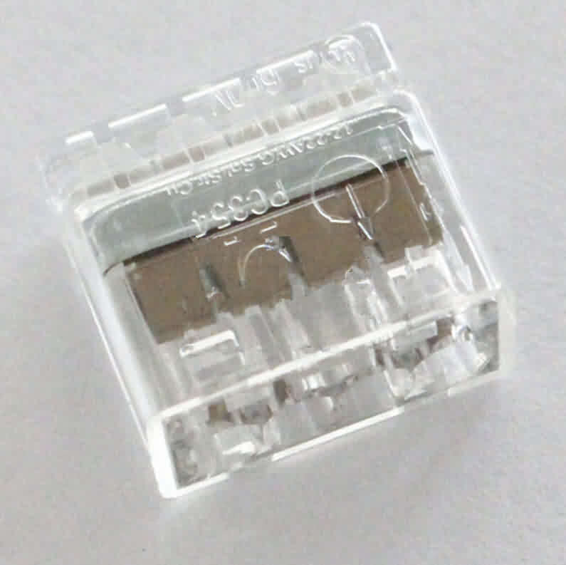 Clear Plastic Wire Connectors Polarized, Non Grounding, Easy Lamp Plug